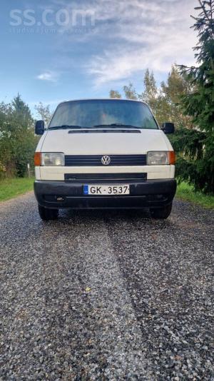 White Volkswagen Transporter 2001 in Riga, with an engine capacity of 1.90 L and mileage of 380 thousand km for 2000 €, photo 4 on AUTOMOTO.COM.LV
