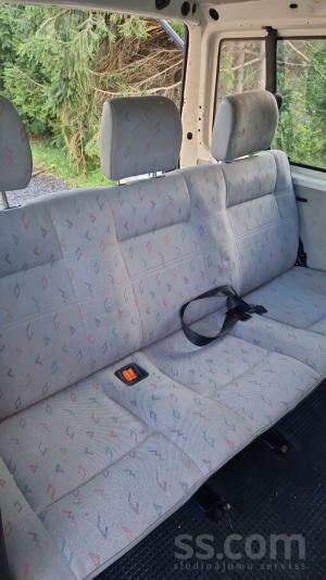 White Volkswagen Transporter 2001 in Riga, with an engine capacity of 1.90 L and mileage of 380 thousand km for 2000 €, photo 11 on AUTOMOTO.COM.LV