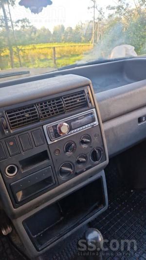 White Volkswagen Transporter 2001 in Riga, with an engine capacity of 1.90 L and mileage of 380 thousand km for 2000 €, photo 12 on AUTOMOTO.COM.LV