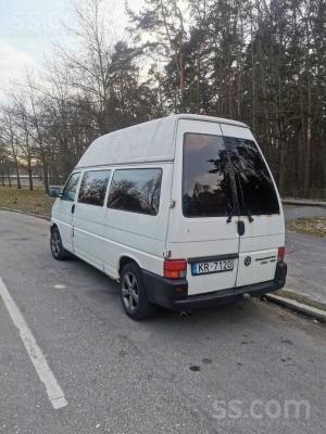 White Volkswagen Transporter 2002 in Riga, with an engine capacity of 2.50 L and mileage of 429 thousand km for 3500 €, photo  on AUTOMOTO.COM.LV