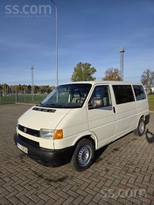 White Volkswagen Transporter 2002 in Valmiera, with an engine capacity of 2.50 L and mileage of 336 thousand km for 2500 €, photo  on AUTOMOTO.COM.LV