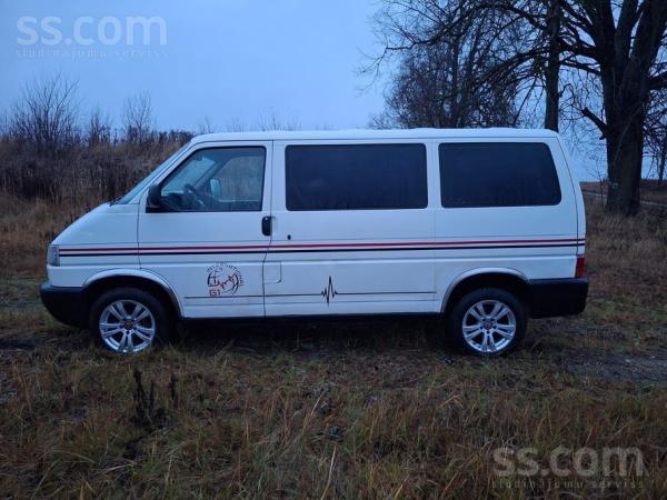 Balts Volkswagen Transporter 2003 Tukums, ar dzinēja tilpumu 2.50 L un nobraukumu 747 tūkst. km par 3990 €, foto 4 vietnē AUTOMOTO.COM.LV