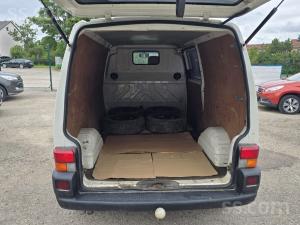 Balts Volkswagen Transporter 2003 Kuldīga, ar dzinēja tilpumu 2.50 L un nobraukumu 317 tūkst. km par 3900 €, foto 6 vietnē AUTOMOTO.COM.LV