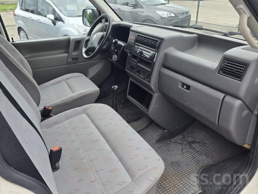 Balts Volkswagen Transporter 2003 Kuldīga, ar dzinēja tilpumu 2.50 L un nobraukumu 317 tūkst. km par 3900 €, foto 9 vietnē AUTOMOTO.COM.LV