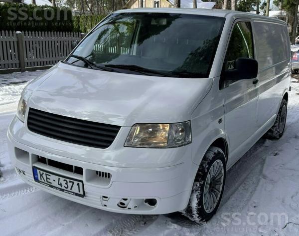 Volkswagen Transporter 2004 Rīga vietnē Balts Volkswagen Transporter 2004 Rīga, ar dzinēja tilpumu 1.90 L un nobraukumu 445 tūkst. km par 4500 €, foto 3 vietnē AUTOMOTO.COM.LV
