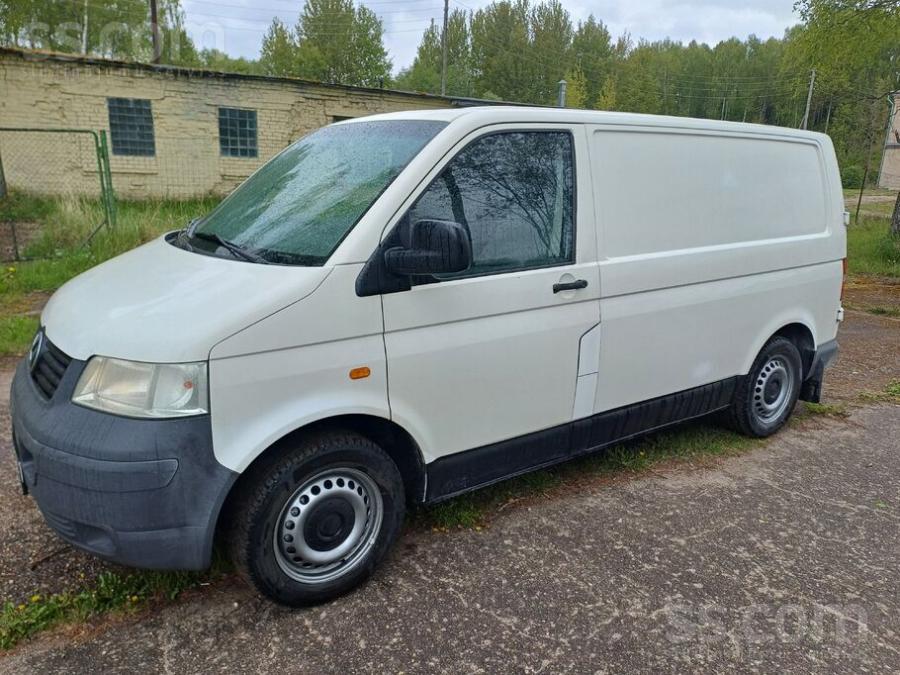 White Volkswagen Transporter 2005 in Daugavpils, with an engine capacity of 1.90 L and mileage of 0 thousand km for 15700 €, photo 2 on AUTOMOTO.COM.LV