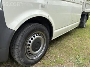 Balts Volkswagen Transporter 2005 Tukums, ar dzinēja tilpumu 1.90 L un nobraukumu 312 tūkst. km par 4950 €, foto 11 vietnē AUTOMOTO.COM.LV