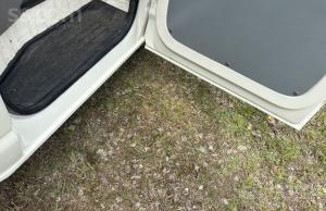 Balts Volkswagen Transporter 2005 Tukums, ar dzinēja tilpumu 1.90 L un nobraukumu 312 tūkst. km par 4950 €, foto 15 vietnē AUTOMOTO.COM.LV
