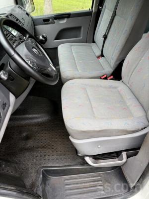 Balts Volkswagen Transporter 2005 Tukums, ar dzinēja tilpumu 1.90 L un nobraukumu 312 tūkst. km par 4950 €, foto 22 vietnē AUTOMOTO.COM.LV