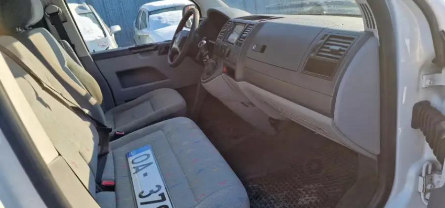 Balts Volkswagen Transporter 2005 Valmiera, ar dzinēja tilpumu 2.50 L un nobraukumu 489 tūkst. km par 5500 €, foto 10 vietnē AUTOMOTO.COM.LV