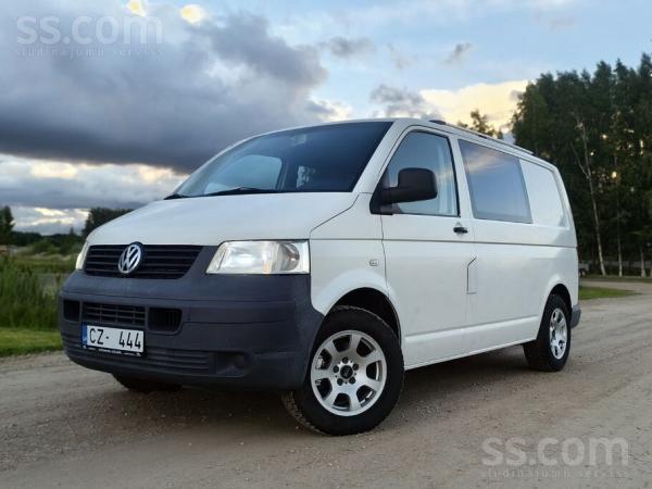 Balts Volkswagen Transporter 2005 Preiļi, ar dzinēja tilpumu 1.90 L un nobraukumu 360 tūkst. km par 4440 €, foto 1 vietnē AUTOMOTO.COM.LV