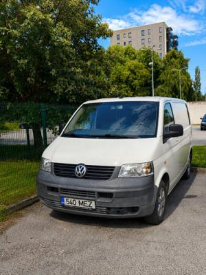 Balts Volkswagen Transporter 2005 Tallina, ar dzinēja tilpumu 2.50 L un nobraukumu 695 tūkst. km par 2099 €, foto 3 vietnē AUTOMOTO.COM.LV