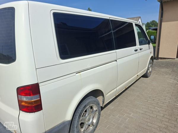 Balts Volkswagen Transporter 2005 Viļņa, ar dzinēja tilpumu 1.90 L un nobraukumu 324 tūkst. km par 2850 €, foto 2 vietnē AUTOMOTO.COM.LV