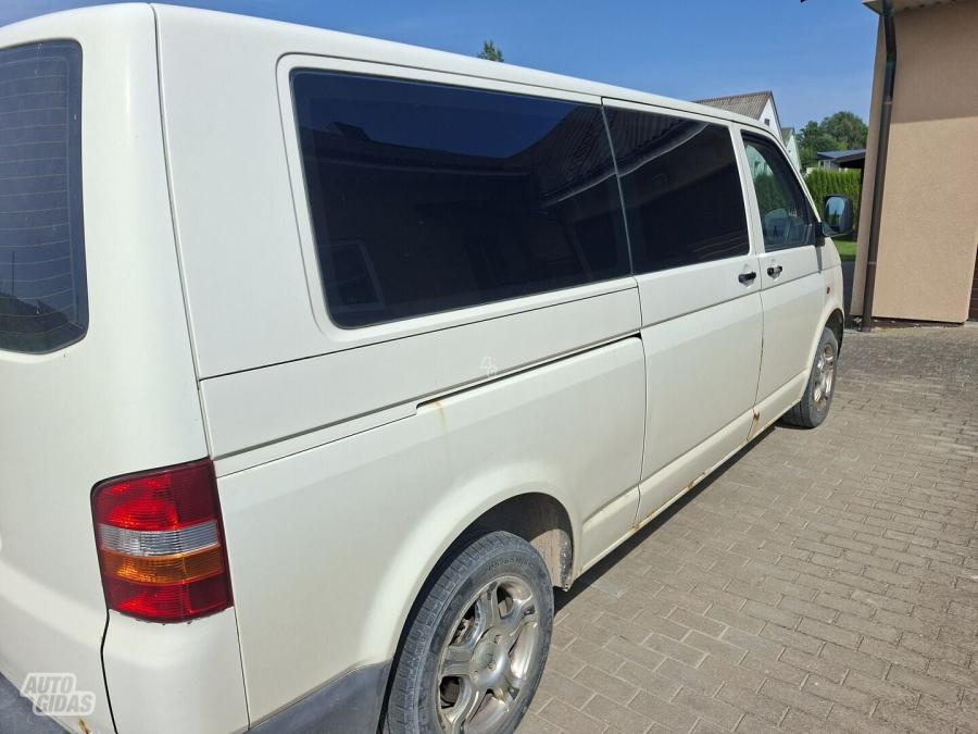 Balts Volkswagen Transporter 2005 Viļņa, ar dzinēja tilpumu 1.90 L un nobraukumu 324 tūkst. km par 2850 €, foto 3 vietnē AUTOMOTO.COM.LV