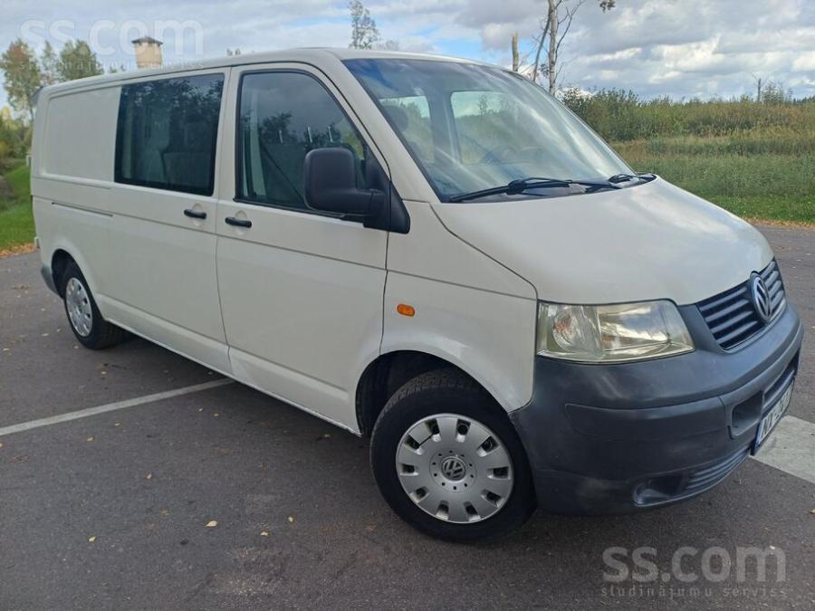 White Volkswagen Transporter 2005 in Daugavpils, with an engine capacity of 1.90 L and mileage of 0 thousand km for 3500 €, photo 3 on AUTOMOTO.COM.LV