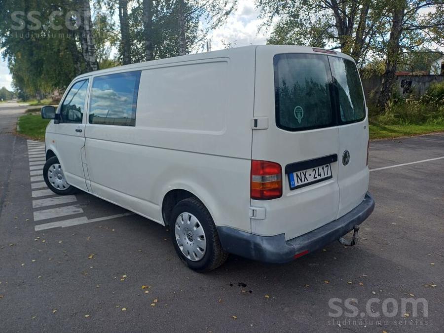 White Volkswagen Transporter 2005 in Daugavpils, with an engine capacity of 1.90 L and mileage of 0 thousand km for 3500 €, photo 7 on AUTOMOTO.COM.LV