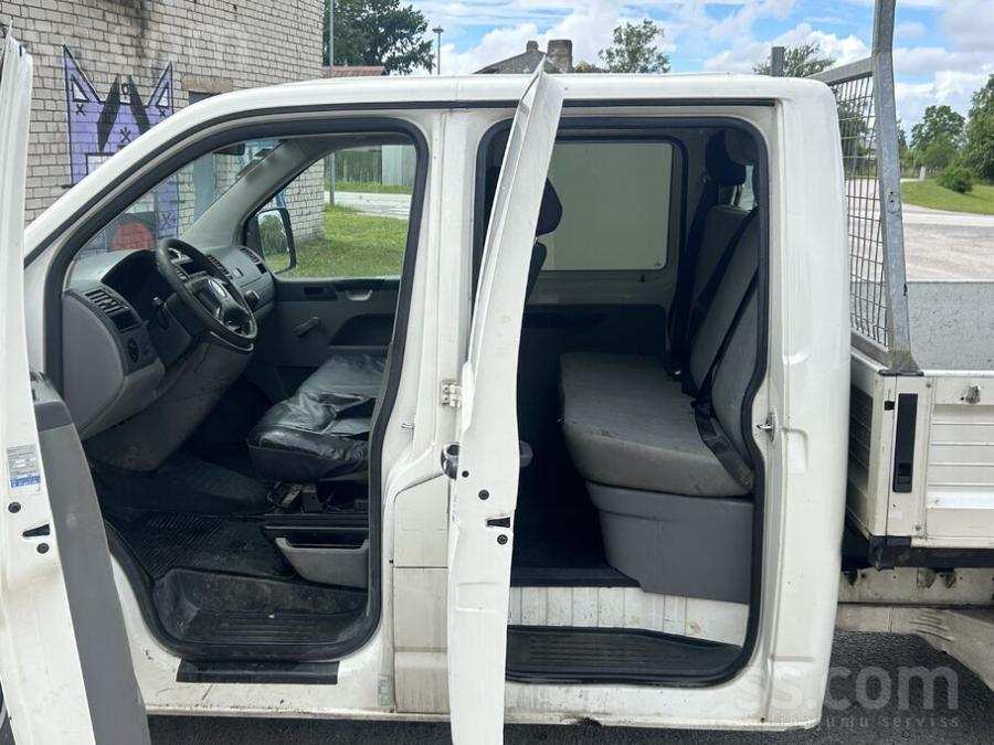 Balts Volkswagen Transporter 2006 Liepāja, ar dzinēja tilpumu 1.90 L un nobraukumu 271 tūkst. km par 3700 €, foto 6 vietnē AUTOMOTO.COM.LV