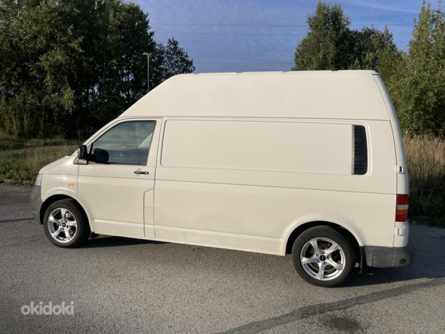 White Volkswagen Transporter 2006 in Tallinn, with an engine capacity of 2.00 L and mileage of 420 thousand km for 4000 €, photo 1 on AUTOMOTO.COM.LV