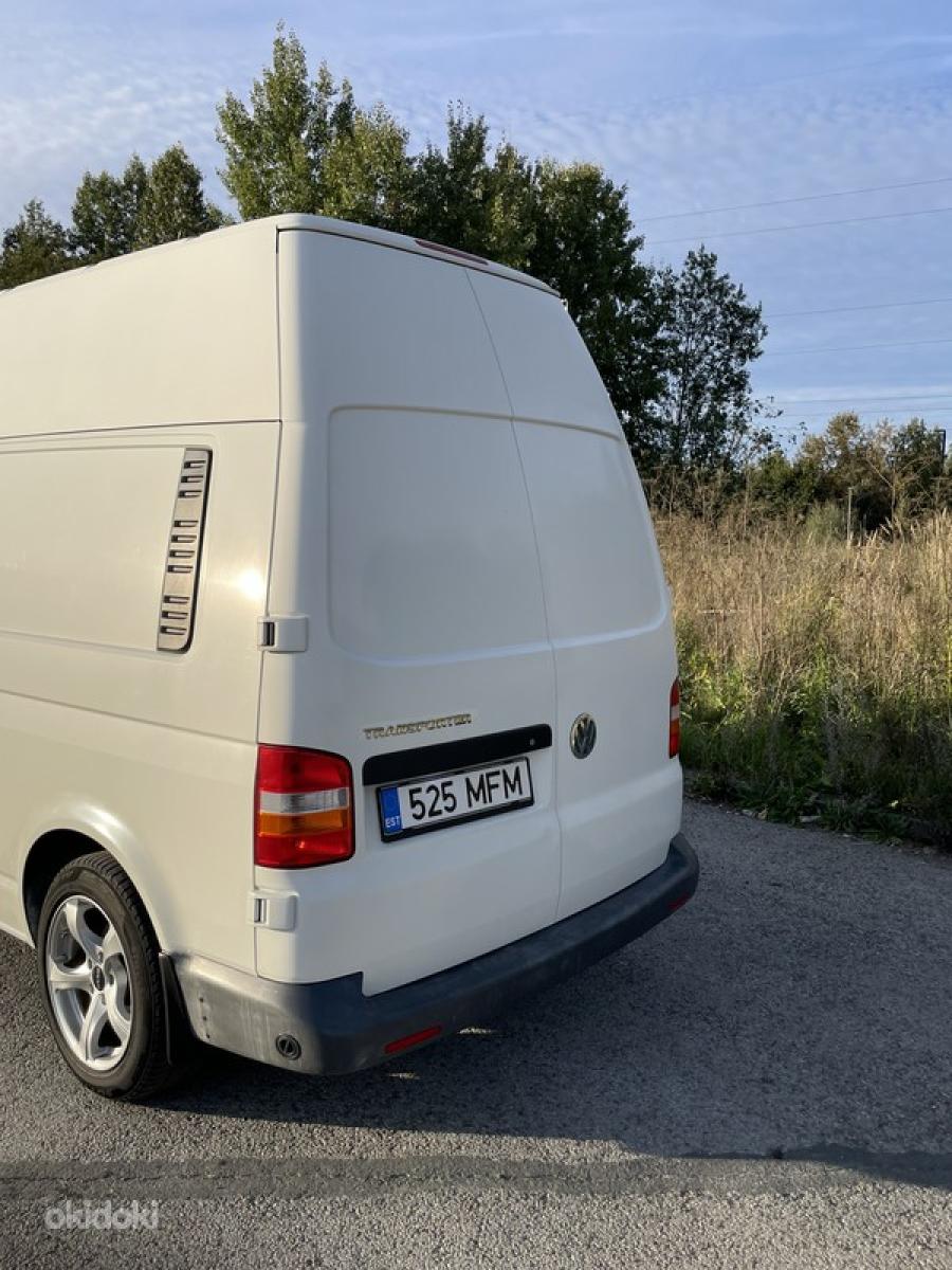 White Volkswagen Transporter 2006 in Tallinn, with an engine capacity of 2.00 L and mileage of 420 thousand km for 4000 €, photo 8 on AUTOMOTO.COM.LV