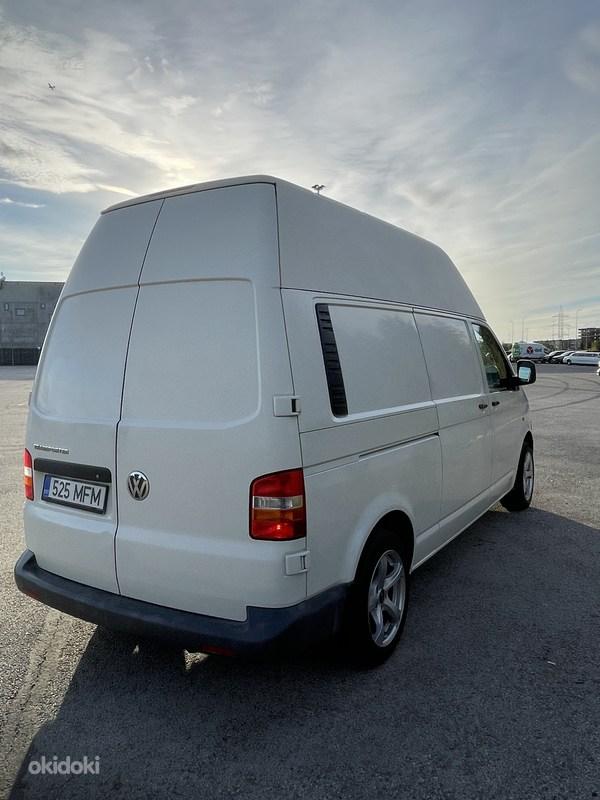 White Volkswagen Transporter 2006 in Tallinn, with an engine capacity of 2.00 L and mileage of 420 thousand km for 4000 €, photo 9 on AUTOMOTO.COM.LV