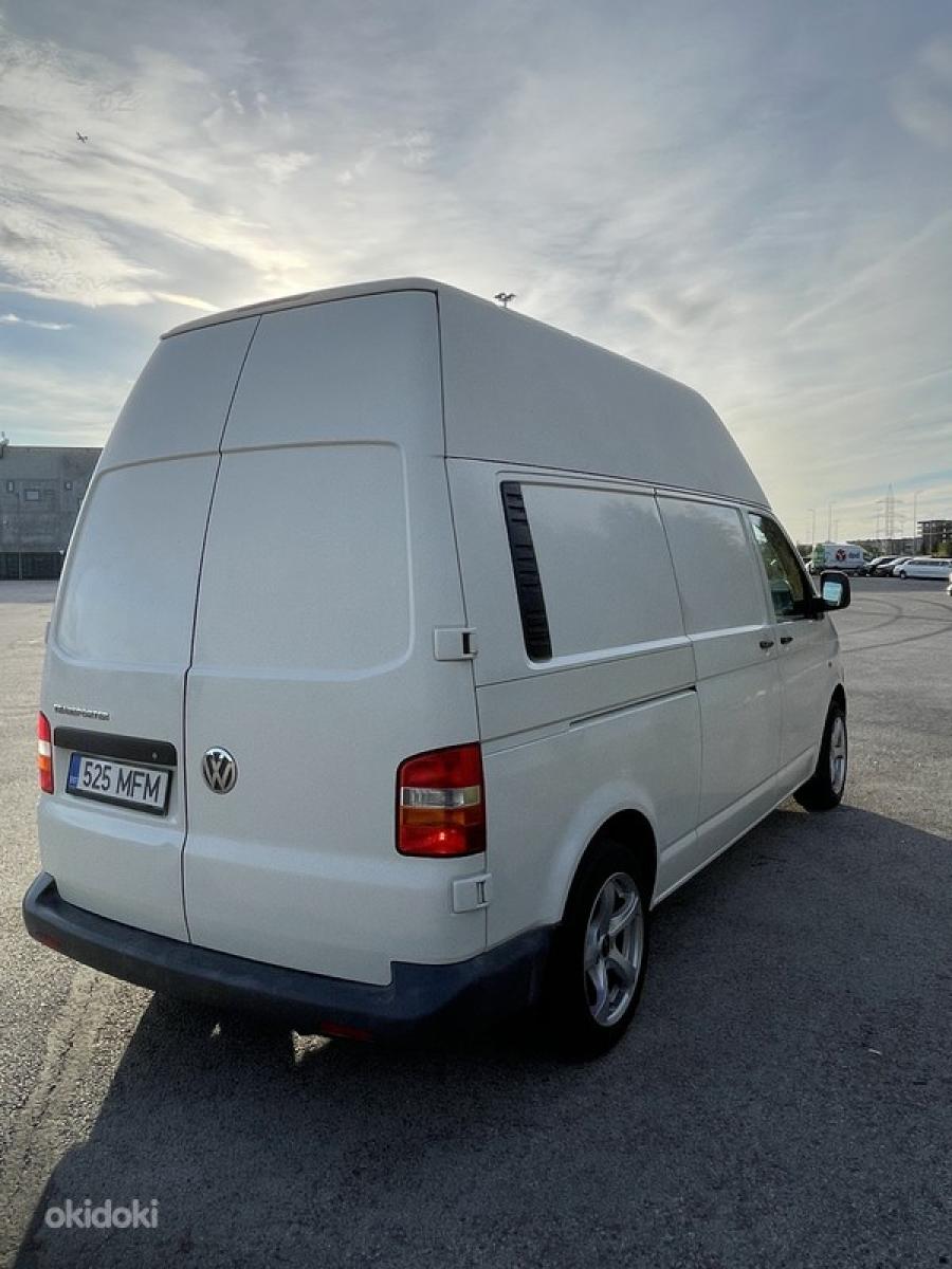 White Volkswagen Transporter 2006 in Tallinn, with an engine capacity of 2.00 L and mileage of 420 thousand km for 4000 €, photo 10 on AUTOMOTO.COM.LV