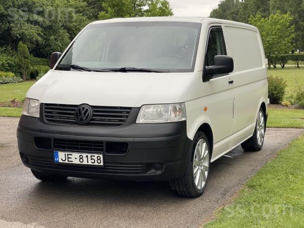 Balts Volkswagen Transporter 2006 Bauska, ar dzinēja tilpumu 1.90 L un nobraukumu 450 tūkst. km par 4100 €, foto 2 vietnē AUTOMOTO.COM.LV