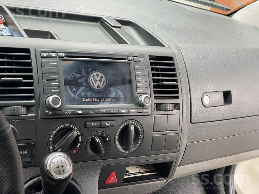Balts Volkswagen Transporter 2006 Bauska, ar dzinēja tilpumu 1.90 L un nobraukumu 450 tūkst. km par 4100 €, foto 8 vietnē AUTOMOTO.COM.LV