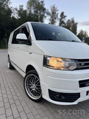White Volkswagen Transporter 2006 in Liepaja, with an engine capacity of 2.50 L and mileage of 0 thousand km for 7200 €, photo  on AUTOMOTO.COM.LV