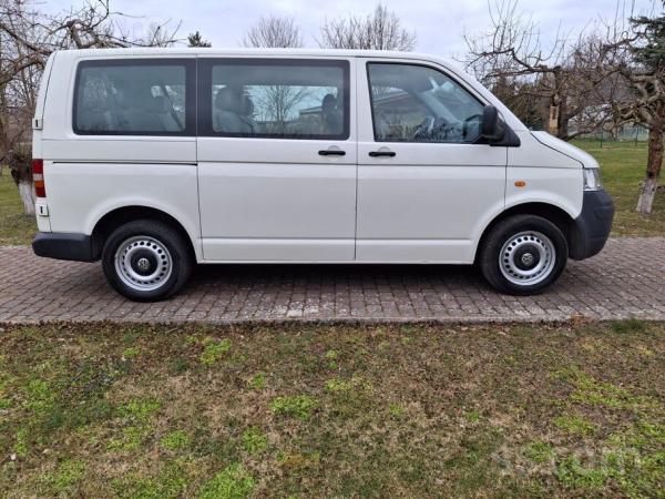 Balts Volkswagen Transporter 2007 Dobele, ar dzinēja tilpumu 1.90 L un nobraukumu 252 tūkst. km par 6900 €, foto 1 vietnē AUTOMOTO.COM.LV