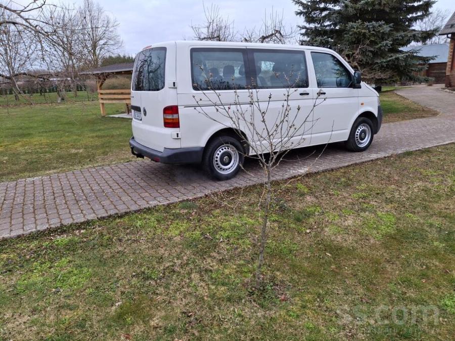 White Volkswagen Transporter 2007 in Dobele, with an engine capacity of 1.90 L and mileage of 252 thousand km for 6900 €, photo 2 on AUTOMOTO.COM.LV