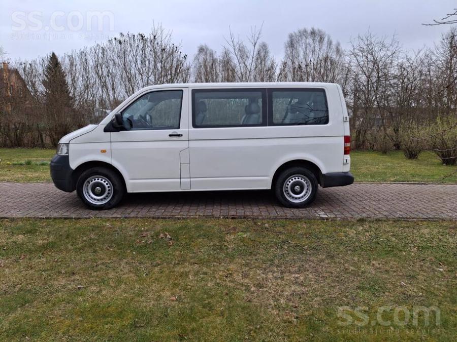 White Volkswagen Transporter 2007 in Dobele, with an engine capacity of 1.90 L and mileage of 252 thousand km for 6900 €, photo 3 on AUTOMOTO.COM.LV