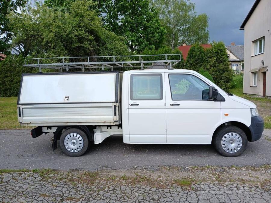 White Volkswagen Transporter 2007 in Ogre, with an engine capacity of 1.90 L and mileage of 0 thousand km for 13500 €, photo 5 on AUTOMOTO.COM.LV
