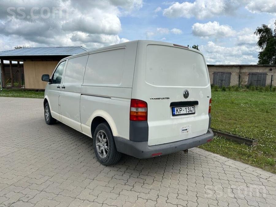 White Volkswagen Transporter 2007 in Jelgava, with an engine capacity of 1.90 L and mileage of 514 thousand km for 3490 €, photo 2 on AUTOMOTO.COM.LV