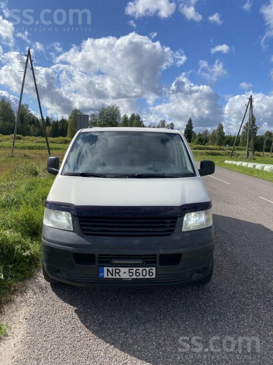 White Volkswagen Transporter 2007 in Tukums, with an engine capacity of 1.90 L and mileage of 440 thousand km for 5500 €, photo 6 on AUTOMOTO.COM.LV