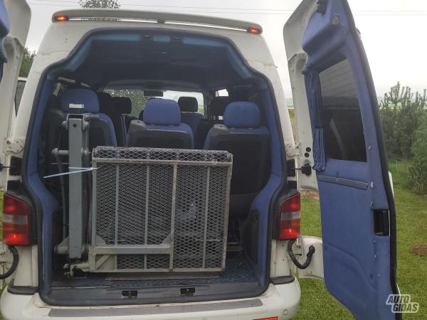 Balts Volkswagen Transporter 2007 Kauņa, ar dzinēja tilpumu 2.50 L un nobraukumu 646 tūkst. km par 5900 €, foto 5 vietnē AUTOMOTO.COM.LV