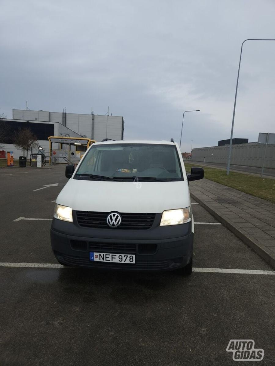 White Volkswagen Transporter 2007 in Panevezys, with an engine capacity of 1.90 L and mileage of 239 thousand km for 6000 €, photo 2 on AUTOMOTO.COM.LV