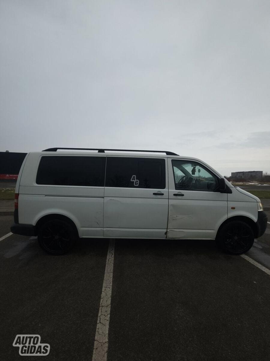 White Volkswagen Transporter 2007 in Panevezys, with an engine capacity of 1.90 L and mileage of 239 thousand km for 6000 €, photo 5 on AUTOMOTO.COM.LV