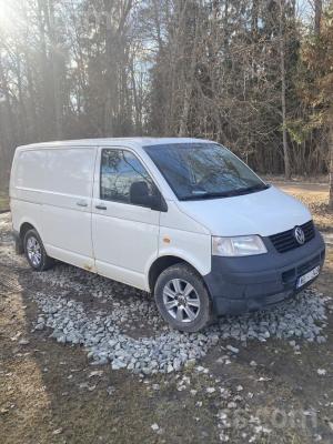 White Volkswagen Transporter 2007 in Gulbene, with an engine capacity of 2.50 L and mileage of 420 thousand km for 2500 €, photo 3 on AUTOMOTO.COM.LV