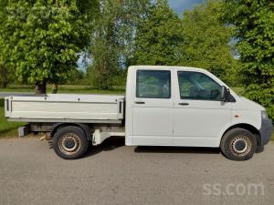 White Volkswagen Transporter 2007 in Ogre, with an engine capacity of 1.90 L and mileage of 202 thousand km for 7350 €, photo 7 on AUTOMOTO.COM.LV