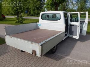 White Volkswagen Transporter 2007 in Ogre, with an engine capacity of 1.90 L and mileage of 202 thousand km for 7350 €, photo 10 on AUTOMOTO.COM.LV