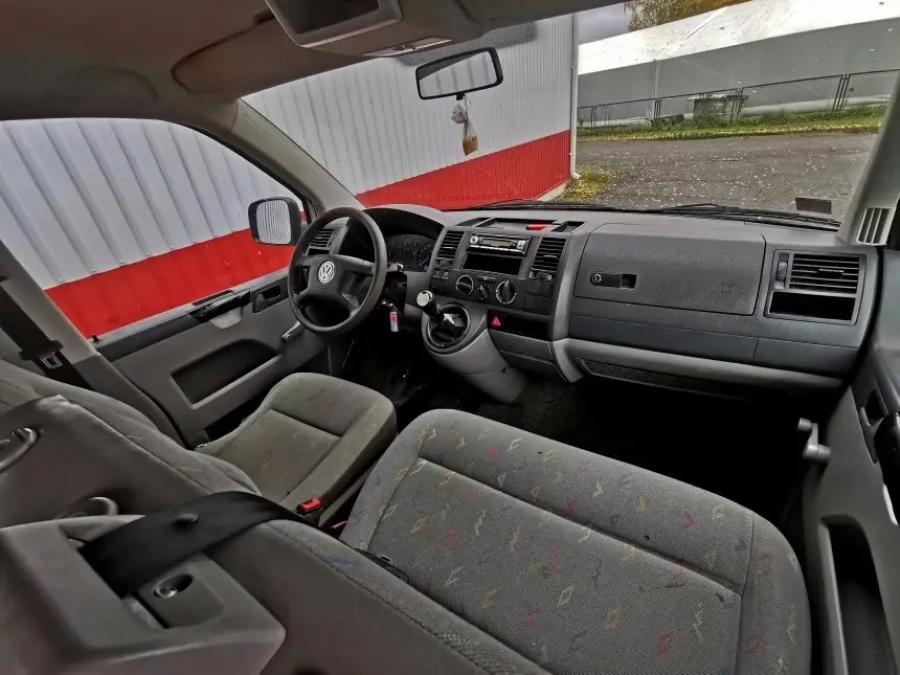Balts Volkswagen Transporter 2007 Rīga, ar dzinēja tilpumu 2.50 L un nobraukumu 280 tūkst. km par 5500 €, foto 11 vietnē AUTOMOTO.COM.LV