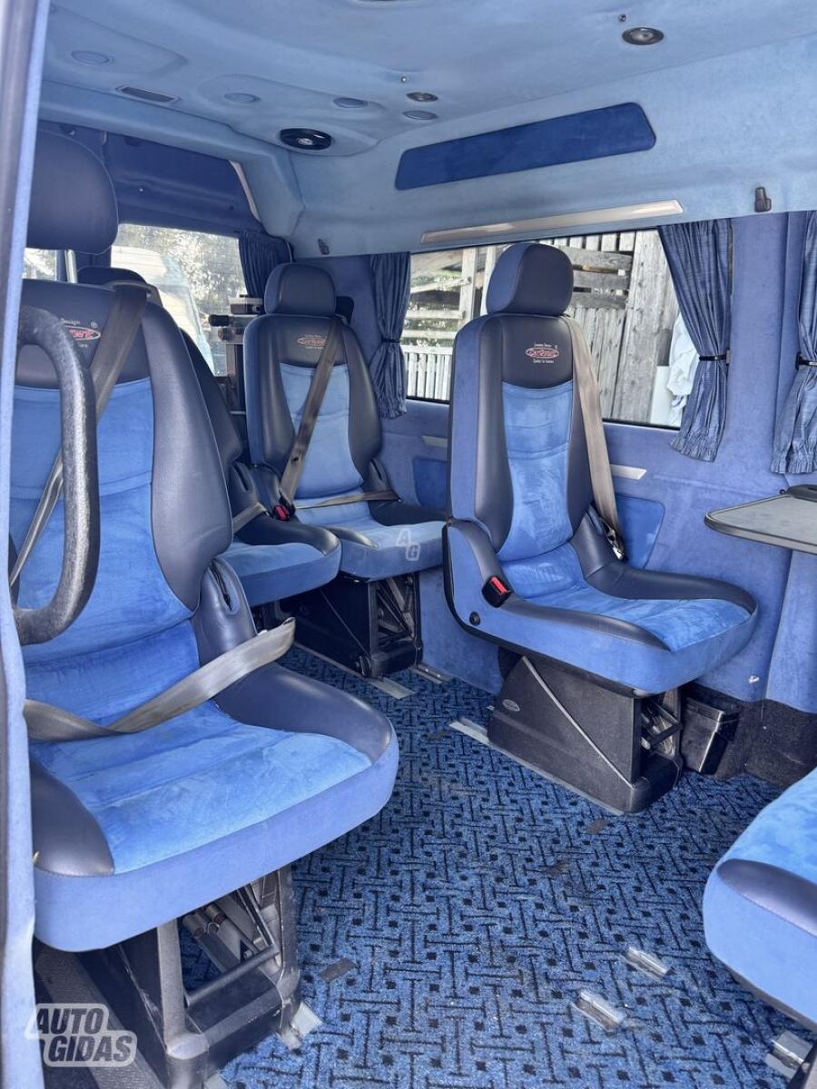 Balts Volkswagen Transporter 2007 Kauņa, ar dzinēja tilpumu 2.50 L un nobraukumu 646 tūkst. km par 4600 €, foto 15 vietnē AUTOMOTO.COM.LV