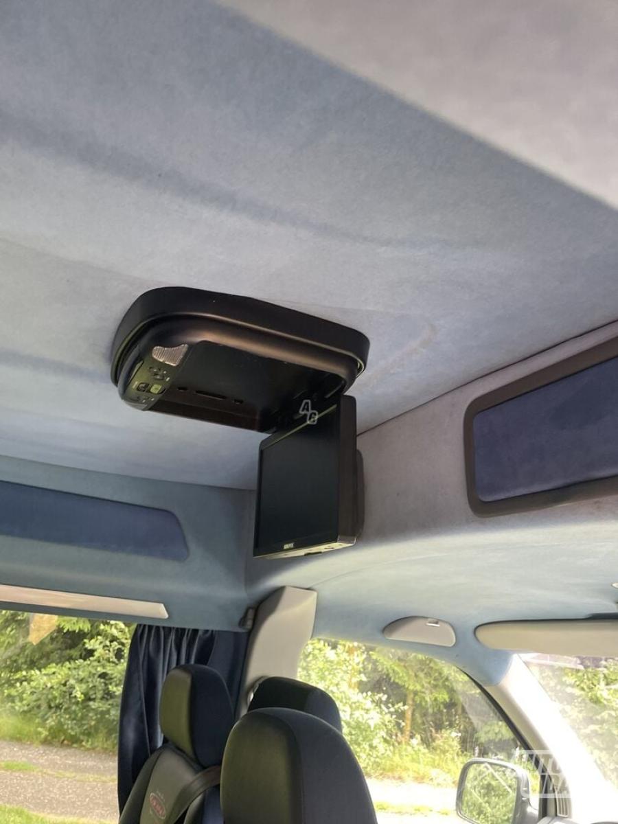Balts Volkswagen Transporter 2007 Kauņa, ar dzinēja tilpumu 2.50 L un nobraukumu 646 tūkst. km par 4600 €, foto 21 vietnē AUTOMOTO.COM.LV