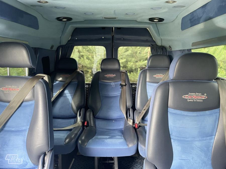 Balts Volkswagen Transporter 2007 Kauņa, ar dzinēja tilpumu 2.50 L un nobraukumu 646 tūkst. km par 4600 €, foto 22 vietnē AUTOMOTO.COM.LV