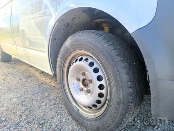 Balts Volkswagen Transporter 2007 Liepāja, ar dzinēja tilpumu 2.50 L un nobraukumu 0 tūkst. km par 3850 €, foto 5 vietnē AUTOMOTO.COM.LV