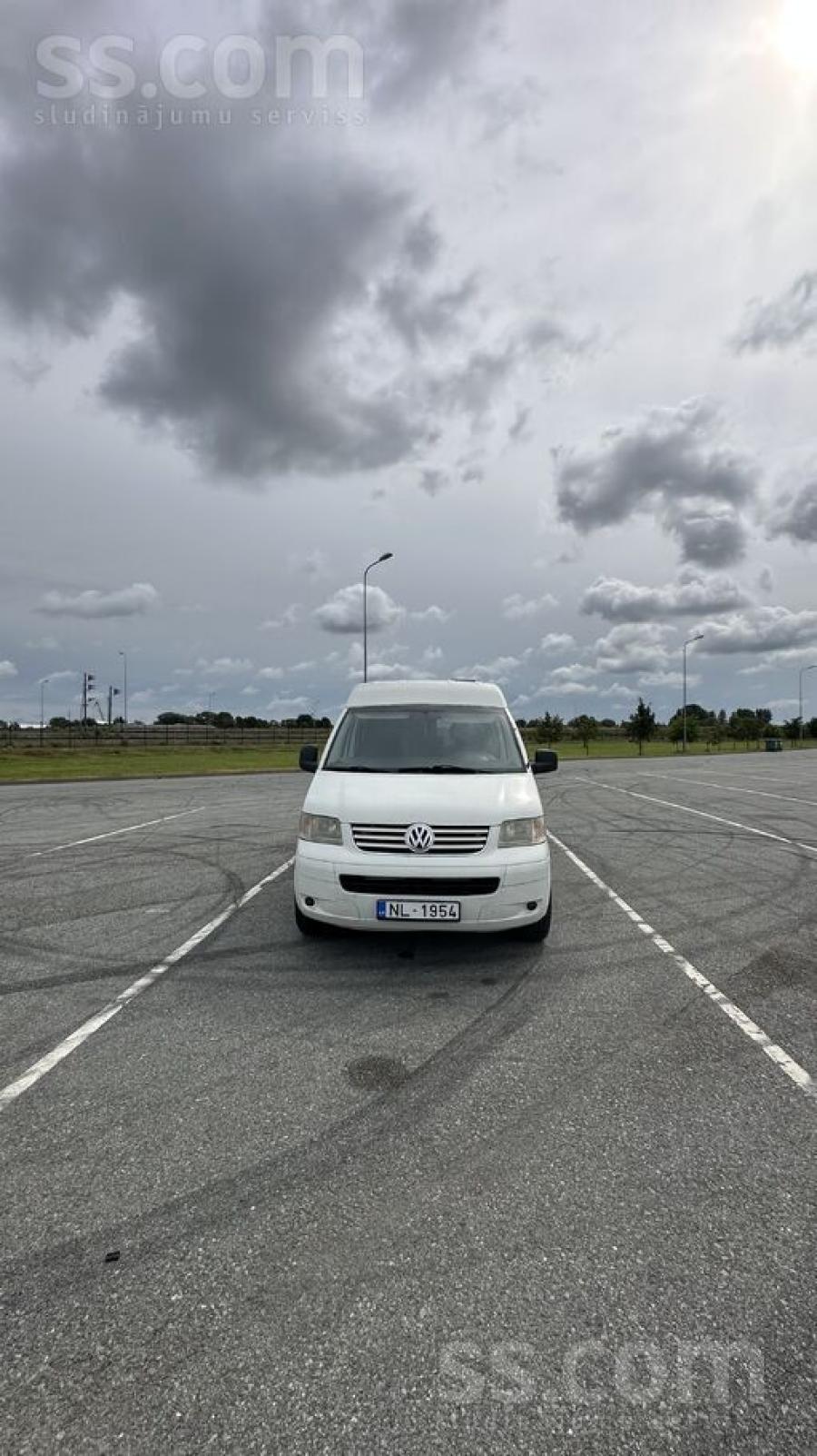 Balts Volkswagen Transporter 2007 Rīga, ar dzinēja tilpumu 2.50 L un nobraukumu 354 tūkst. km par 4500 €, foto 3 vietnē AUTOMOTO.COM.LV
