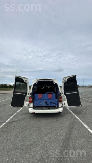Balts Volkswagen Transporter 2007 Rīga, ar dzinēja tilpumu 2.50 L un nobraukumu 354 tūkst. km par 4500 €, foto 6 vietnē AUTOMOTO.COM.LV