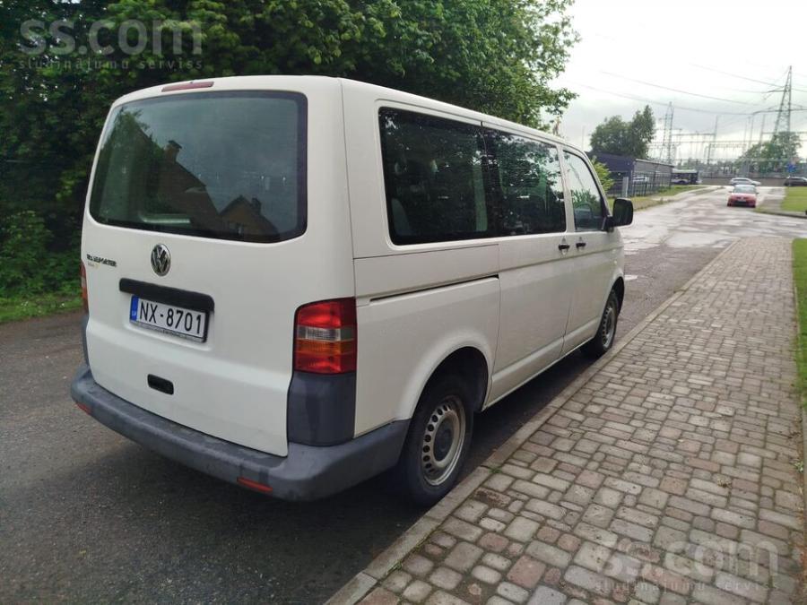 Balts Volkswagen Transporter 2008 Rīga, ar dzinēja tilpumu 1.90 L un nobraukumu 403 tūkst. km par 4455 €, foto 3 vietnē AUTOMOTO.COM.LV