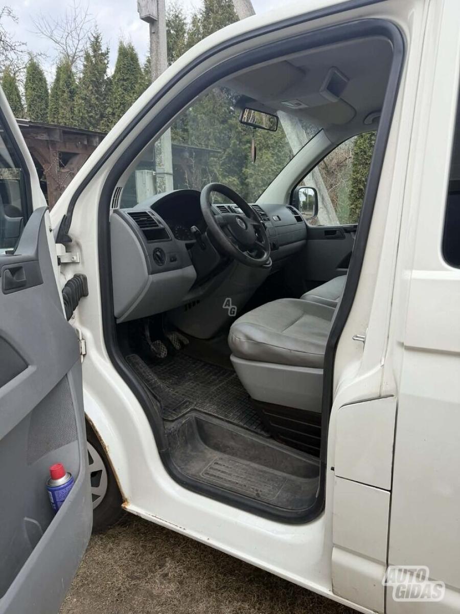 Balts Volkswagen Transporter 2008 Viļņa, ar dzinēja tilpumu 1.90 L un nobraukumu 266 tūkst. km par 4300 €, foto 11 vietnē AUTOMOTO.COM.LV