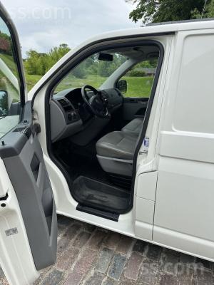 Белый Фольксваген Transporter 2008 в Резекне, объемом двигателя 2.50 л и пробегом 232 тыс. км за 5500 €, фото 10 на AUTOMOTO.COM.LV